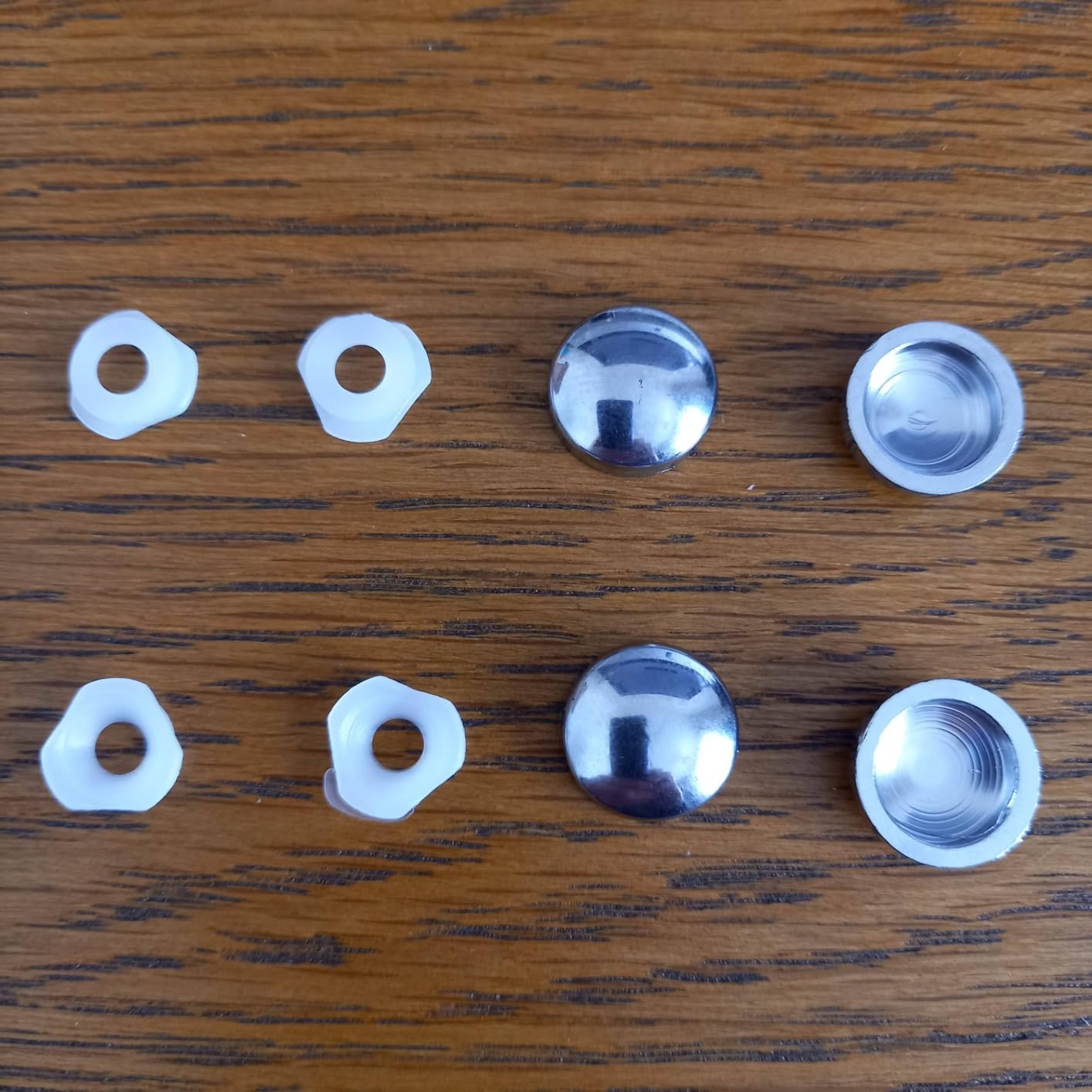 4 x Screw Cover Caps for No 6-8 Gauge Screws, Firm Clip-On Type, Chrome ...