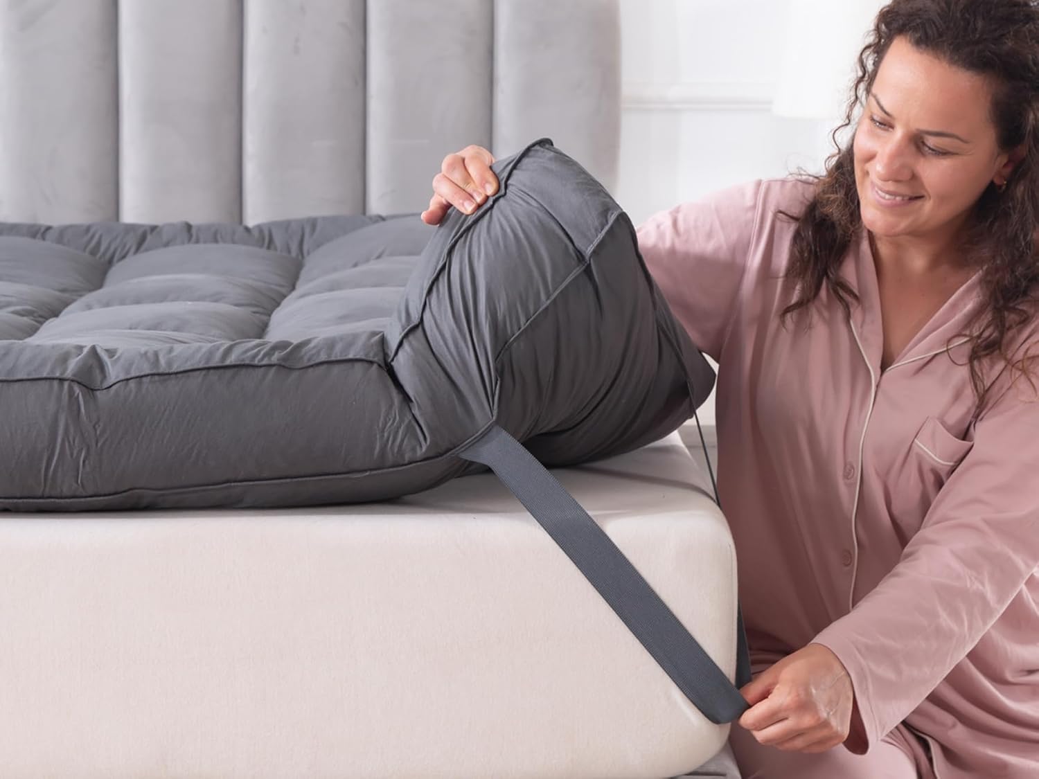 Amazon.com: WhatsBedding 5 Inch Goose Feather Mattress Topper Queen ...