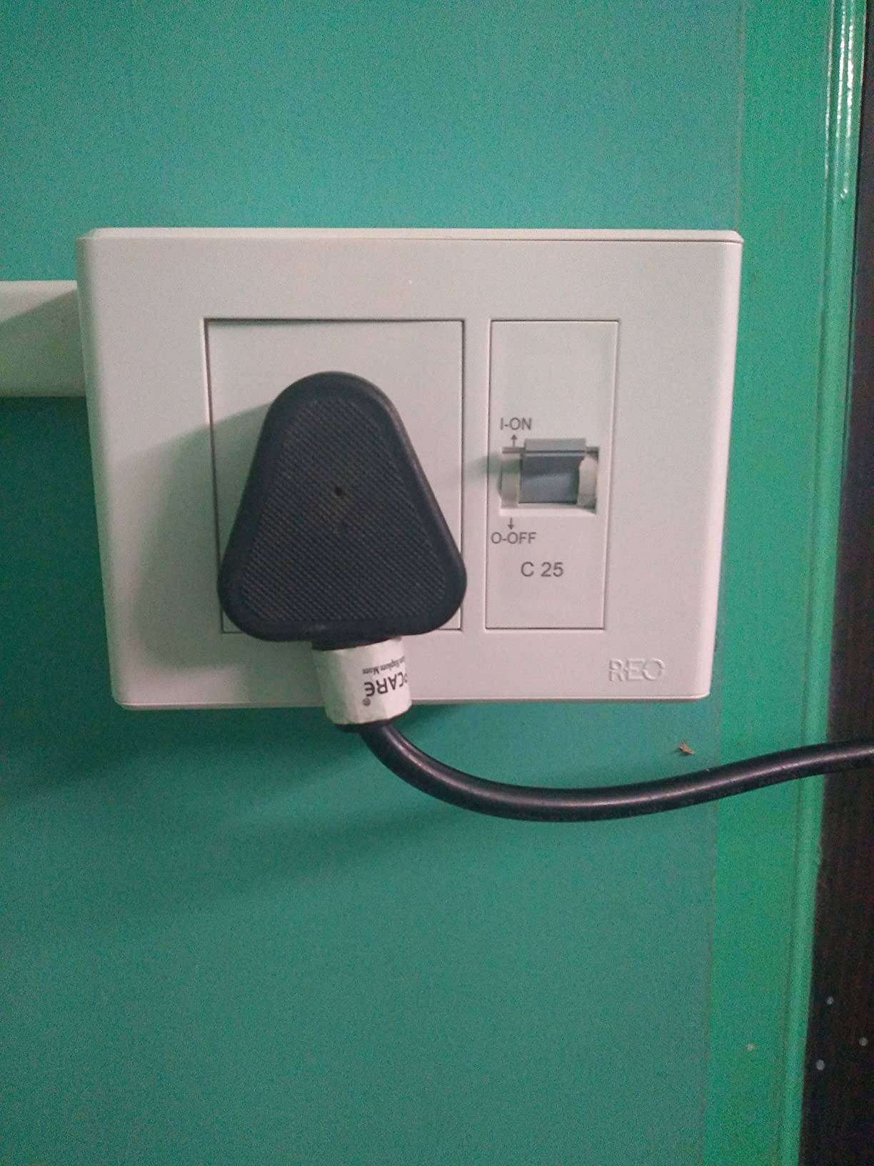 REO Modular Ac MCB Box Protected Socket PVC Plastic Base 3-Model ...