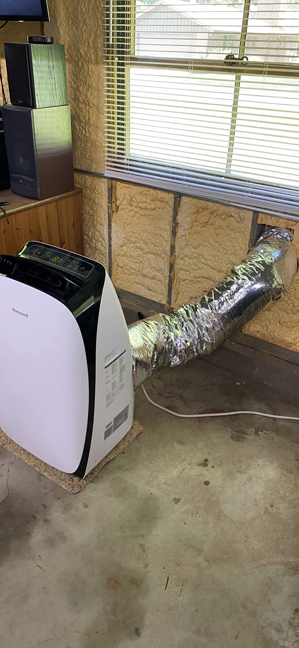 Master Flow Duct Sleeves Premium Duct Insulation. 6" diameter. - Amazon.com