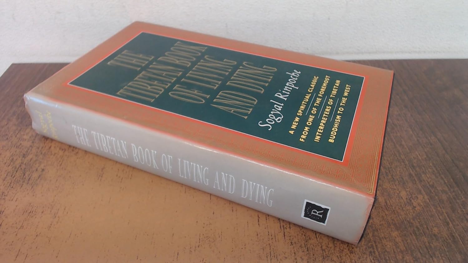 Amazon.com: The Tibetan Book of Living and Dying: 9780712654371: Sogyal ...