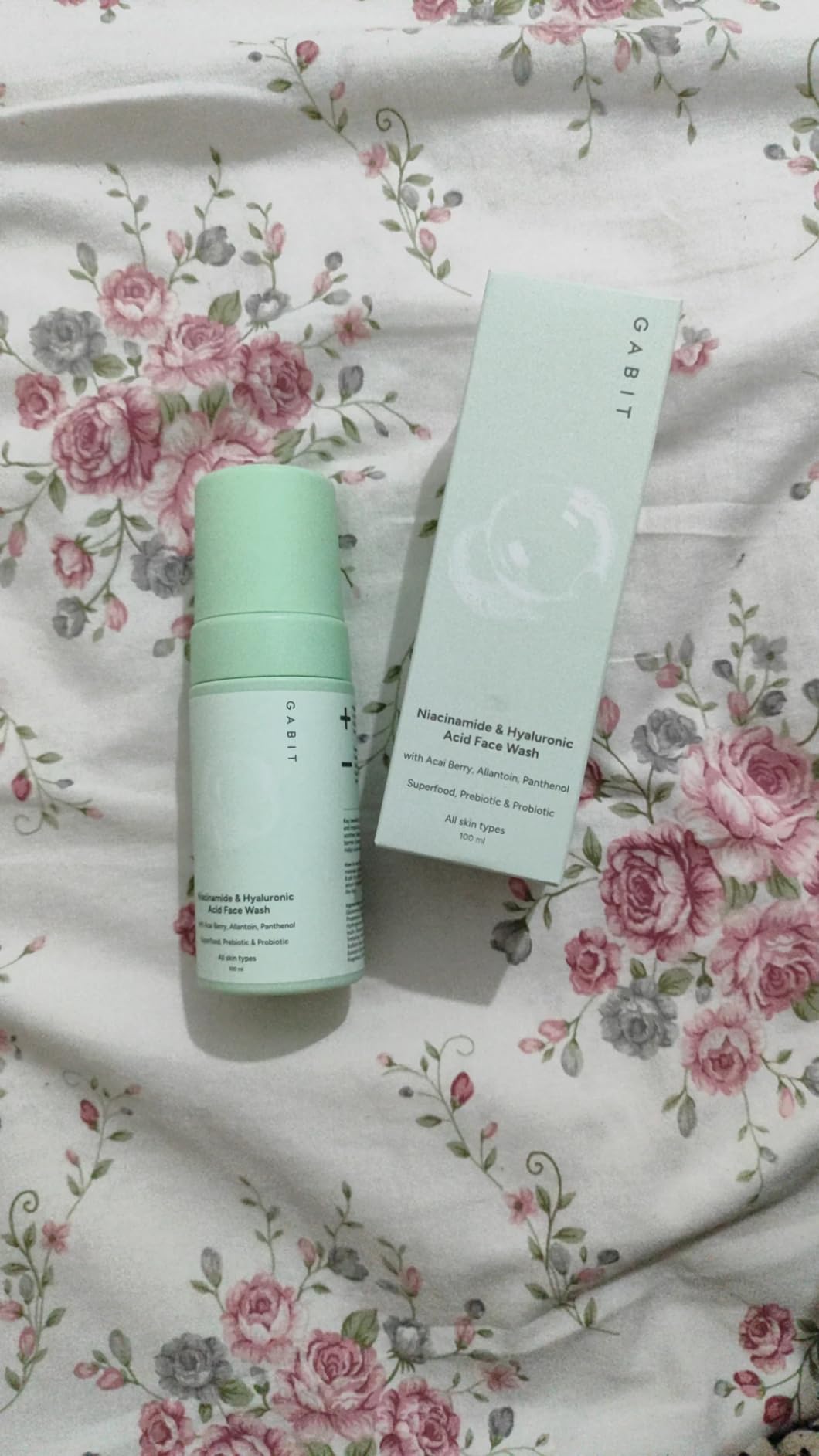 Gabit Niacinamide & Hyaluronic Acid Foaming Face Wash | Gently Cleanses ...