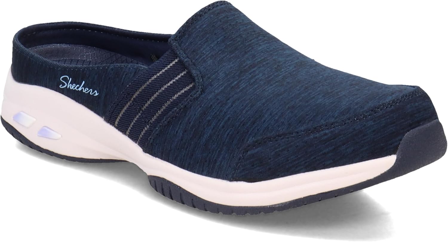 Amazon.com | Skechers Women's Commute Time-Delightful Day Clog | Mules ...