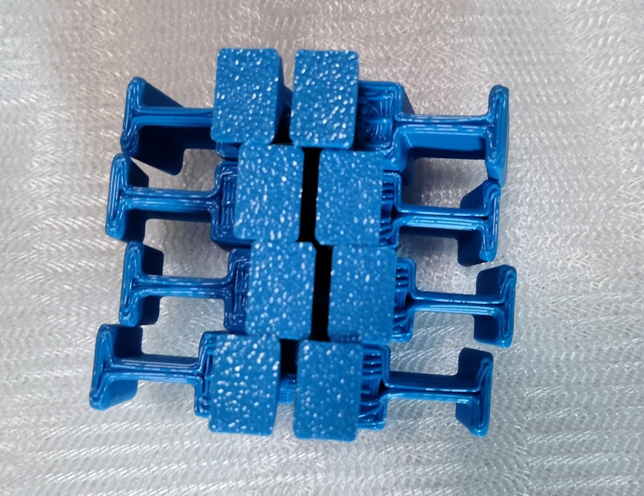 Amazon | MicroBase プラレール対応 オスオス凸凸ジョイント（両面・誤飲対策タイプ）×4個 メスメス凹凹（両面タイプ）×4個セット 純正色ブルー 特殊レール 接続部品 自由度が ...