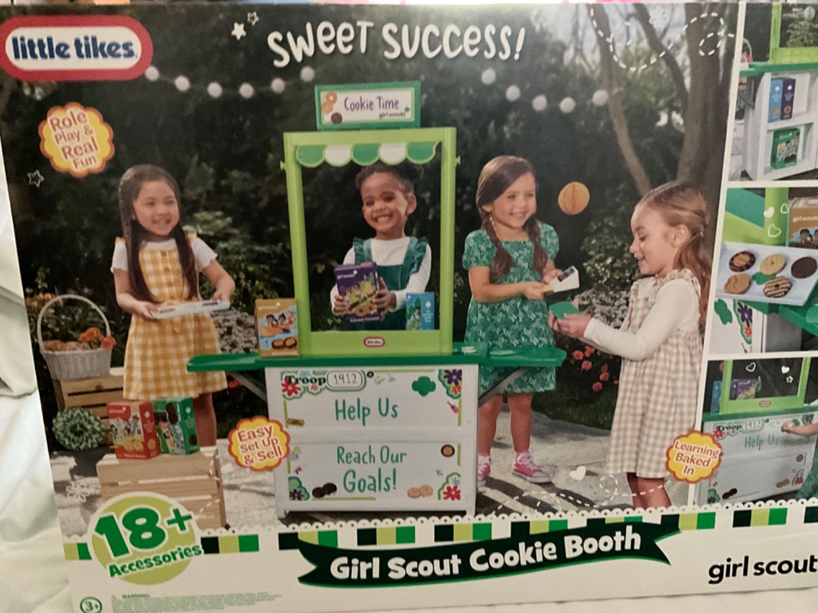 Amazon.com: Little Tikes Girl Scout Cookie Booth with 19 Accessories, Cookie Selling Pretend ...