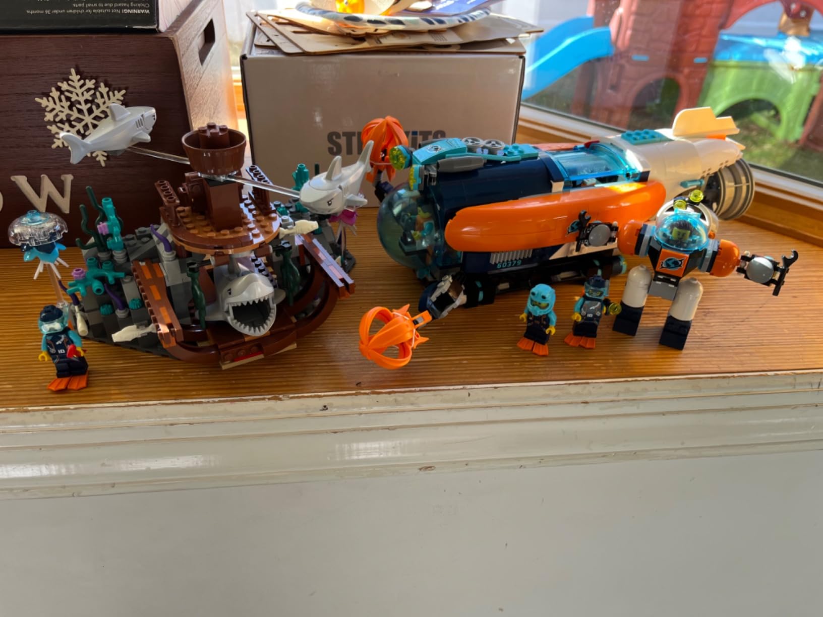 Amazon.com: LEGO City Deep-Sea Explorer Submarine 60379 Building Toy ...