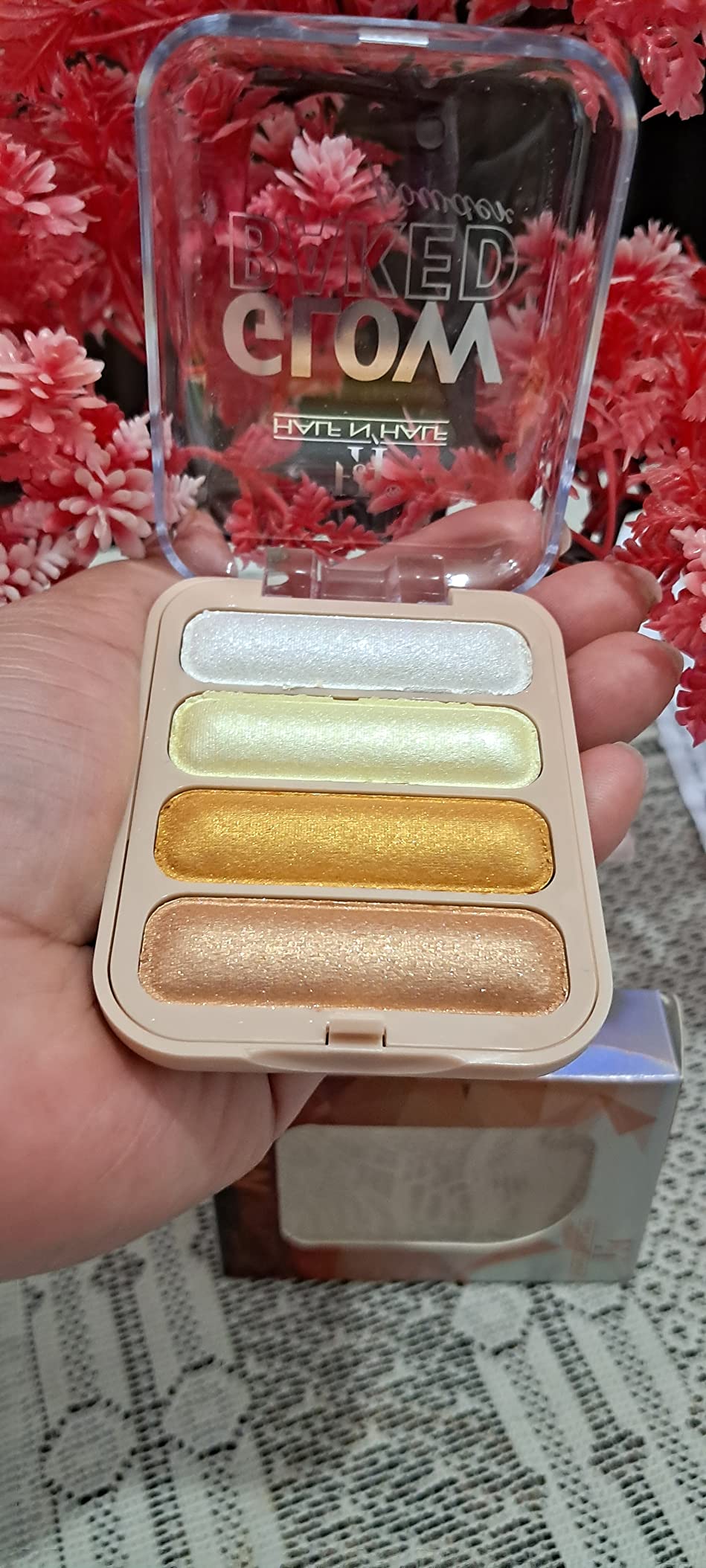 Buy Half N Half Glow Baked Highlighter Palette, 4 Pigmented Shimmer ...