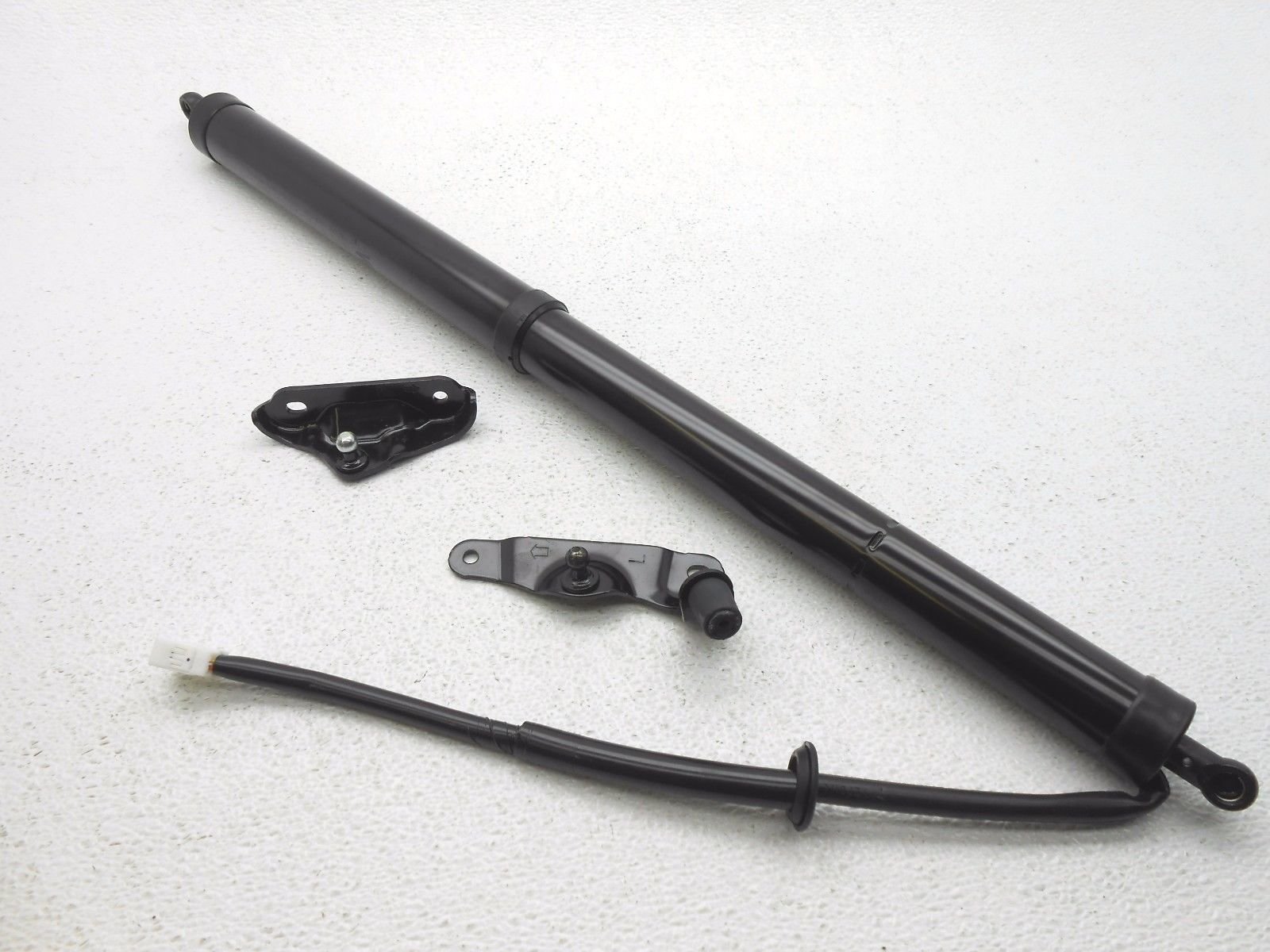 Amazon.com: Genuine Toyota Parts - Unit Assy Set, Power (68920-09031 ...