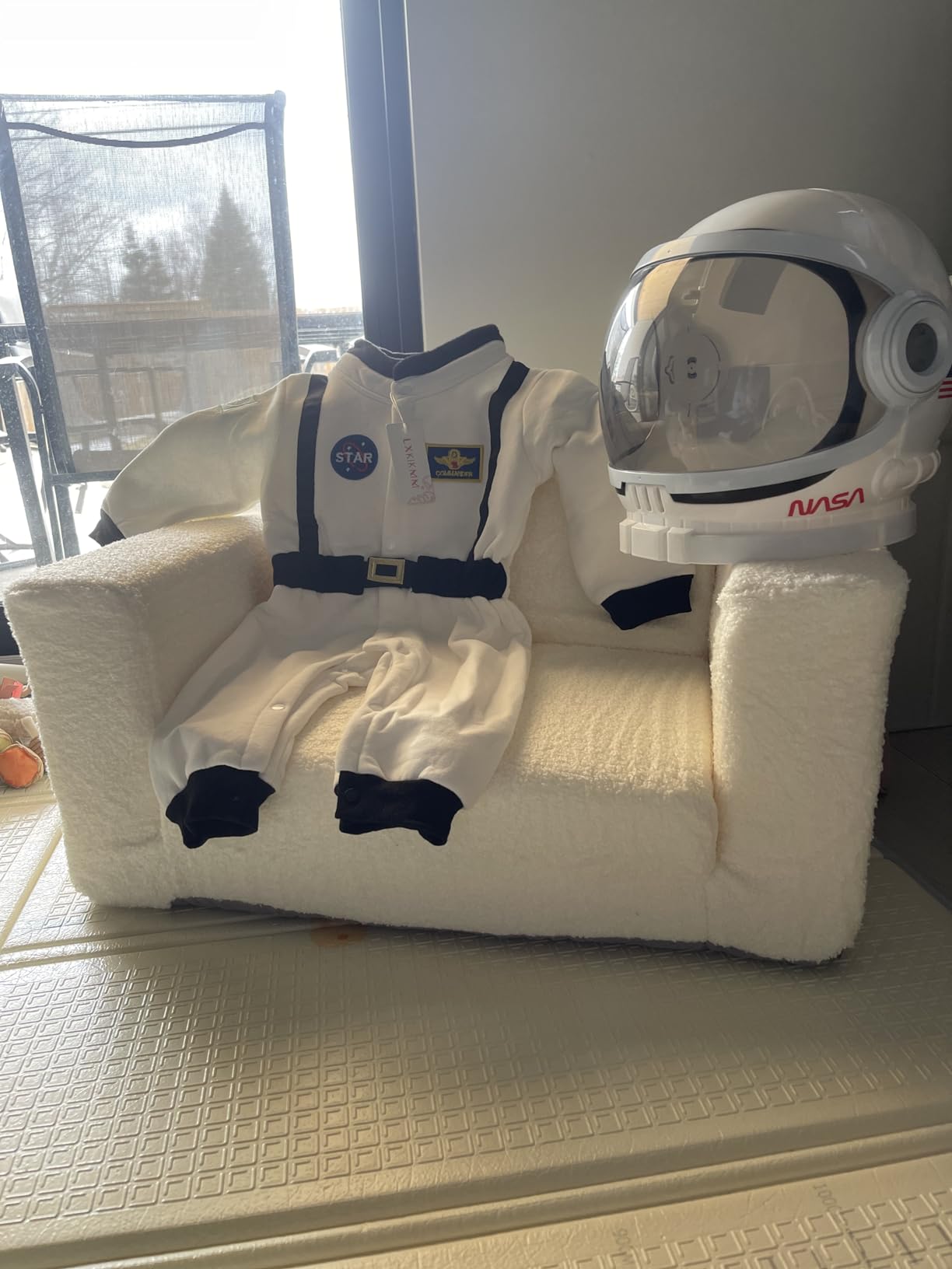 Astronaut Helmet with Movable Visor Pretend Play Toy Set for School ...