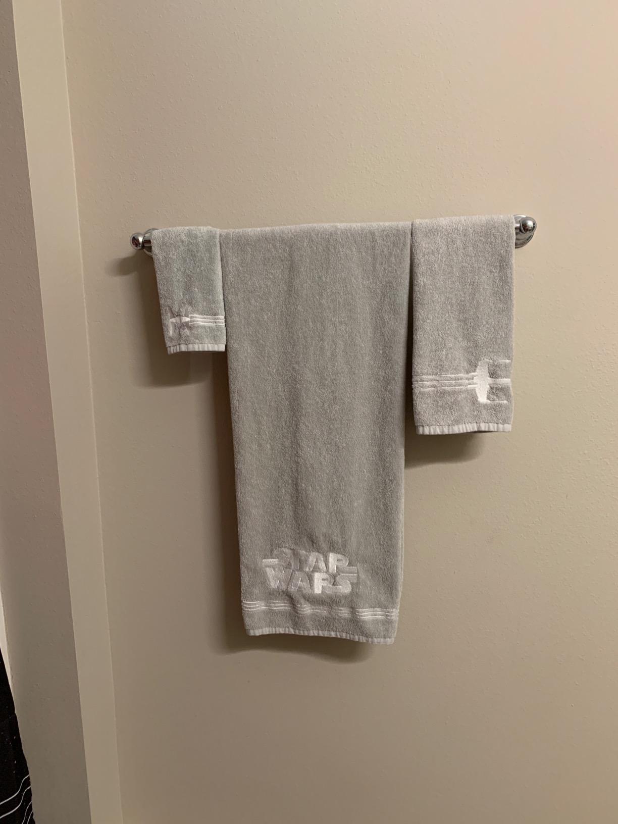 Amazon.com: Star Wars Classic 3 Piece Cotton Bath Towel Set : Home ...