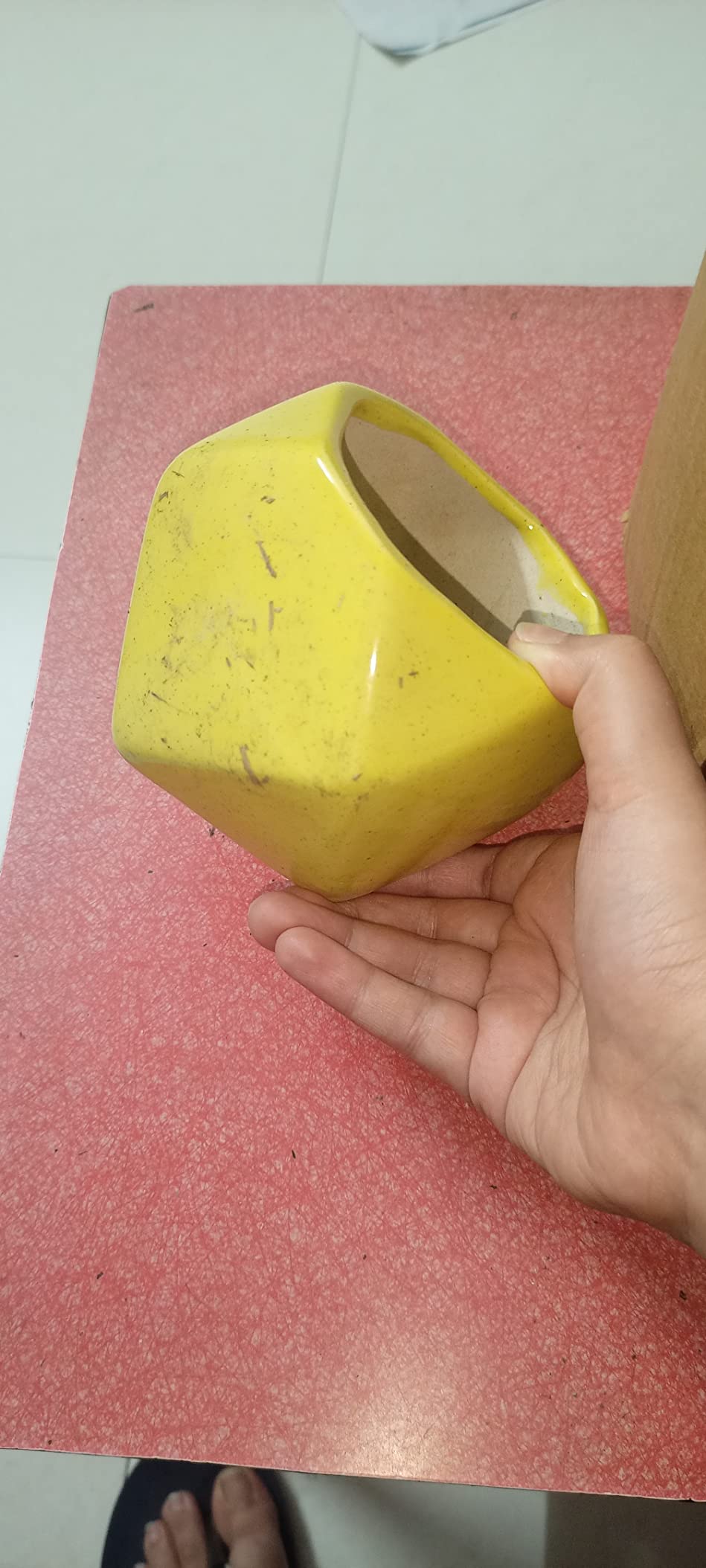 Leafy Tales Polygon Shape Ceramic Pot, Yellow, 1 pc (Polygon Yellow ...