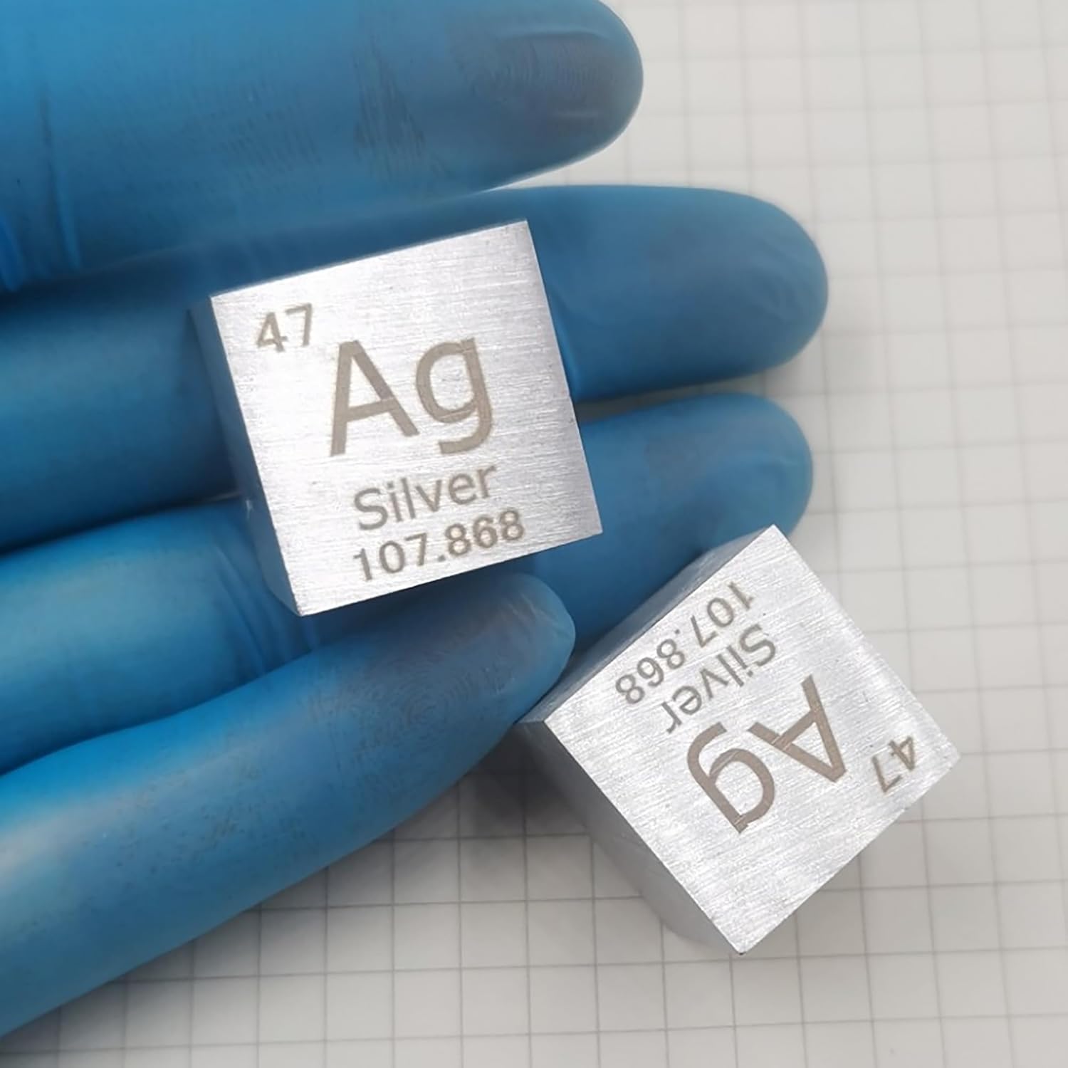 Amazon.co.jp: Moderock Argentum 金属元素周期表、完成密度キューブコレクション、純度99.9%、重量171g/6オンス(Agキュービック25.4mm/1インチ ...