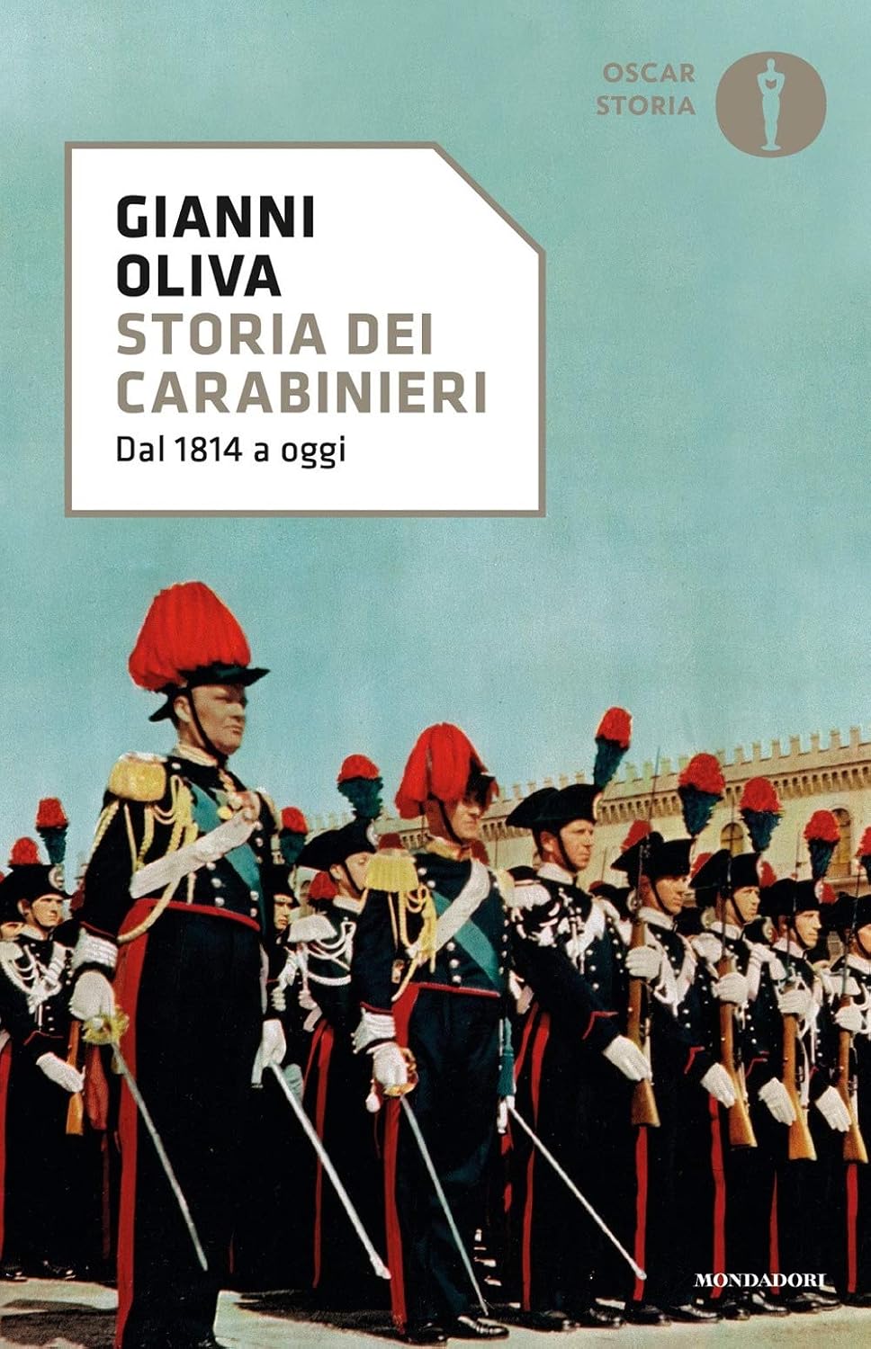 Storia dei carabinieri. Dal 1814 a oggi: 9788804700326: Books - Amazon.ca