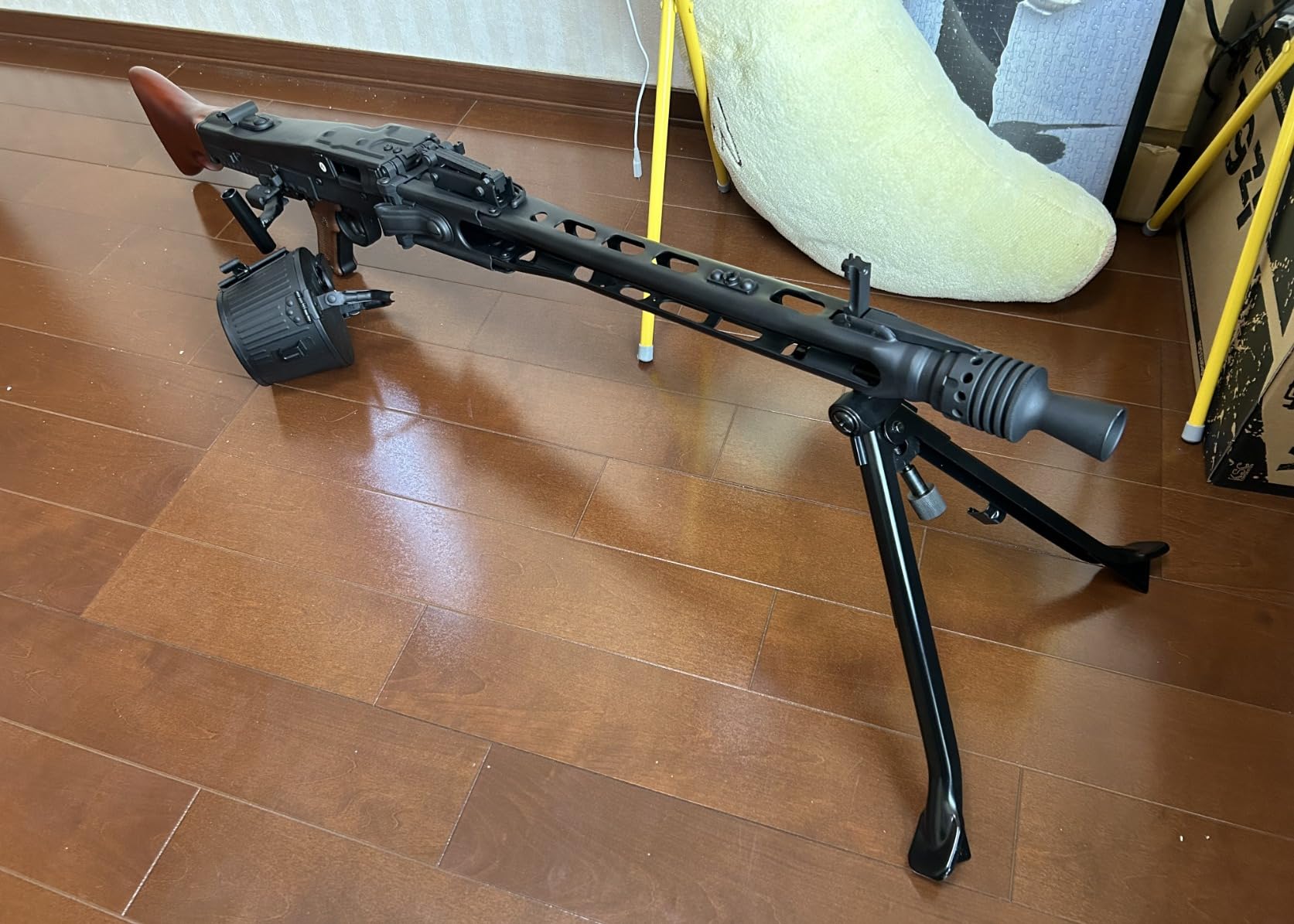Amazon | S&T MG42 電動ガン 【S&TAEG23】 | ライフル 通販
