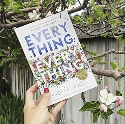 Amazon.com: Everything, Everything: 9780553496642: Yoon, Nicola: Books