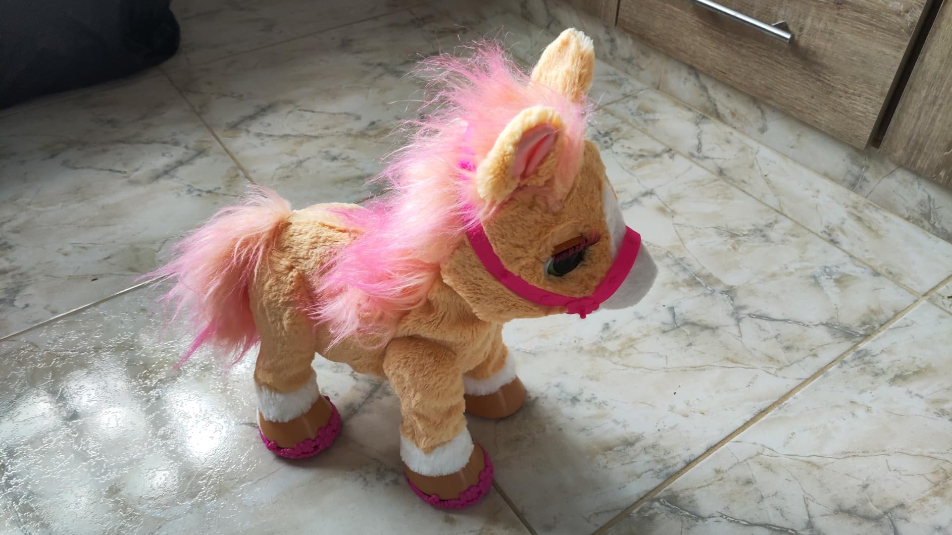 Amazon.com: FurReal Cinnamon, My Stylin’ Pony Toy, 14-Inch Electronic ...