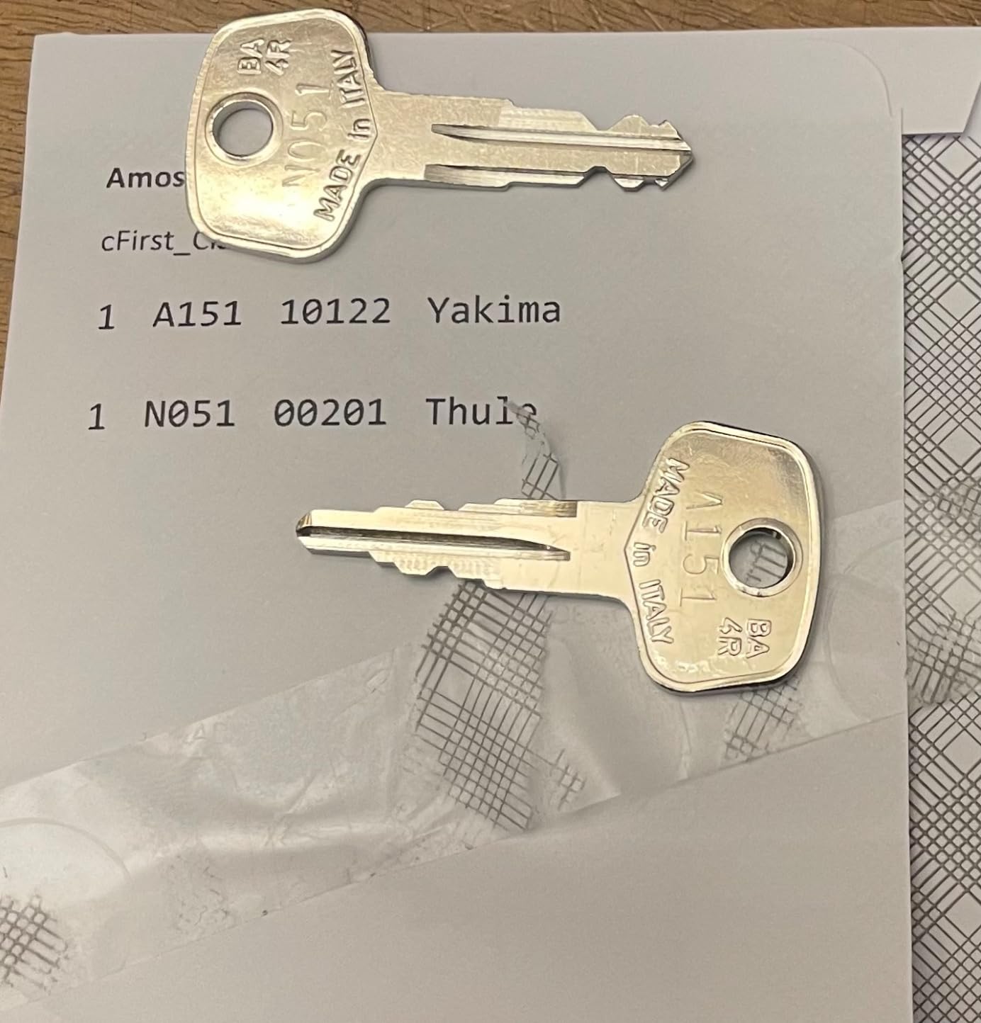 Amazon.com: YAKIMA Key for SKS Roof Racks, Carriers, Crossbars (Codes ...