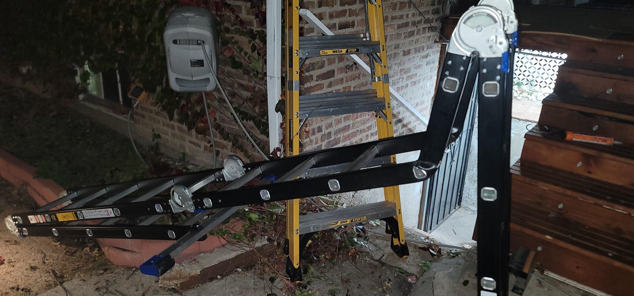 $33/mo - Finance Bryner Folding Step Ladder, 19.6ft, 7 in 1 Multi ...