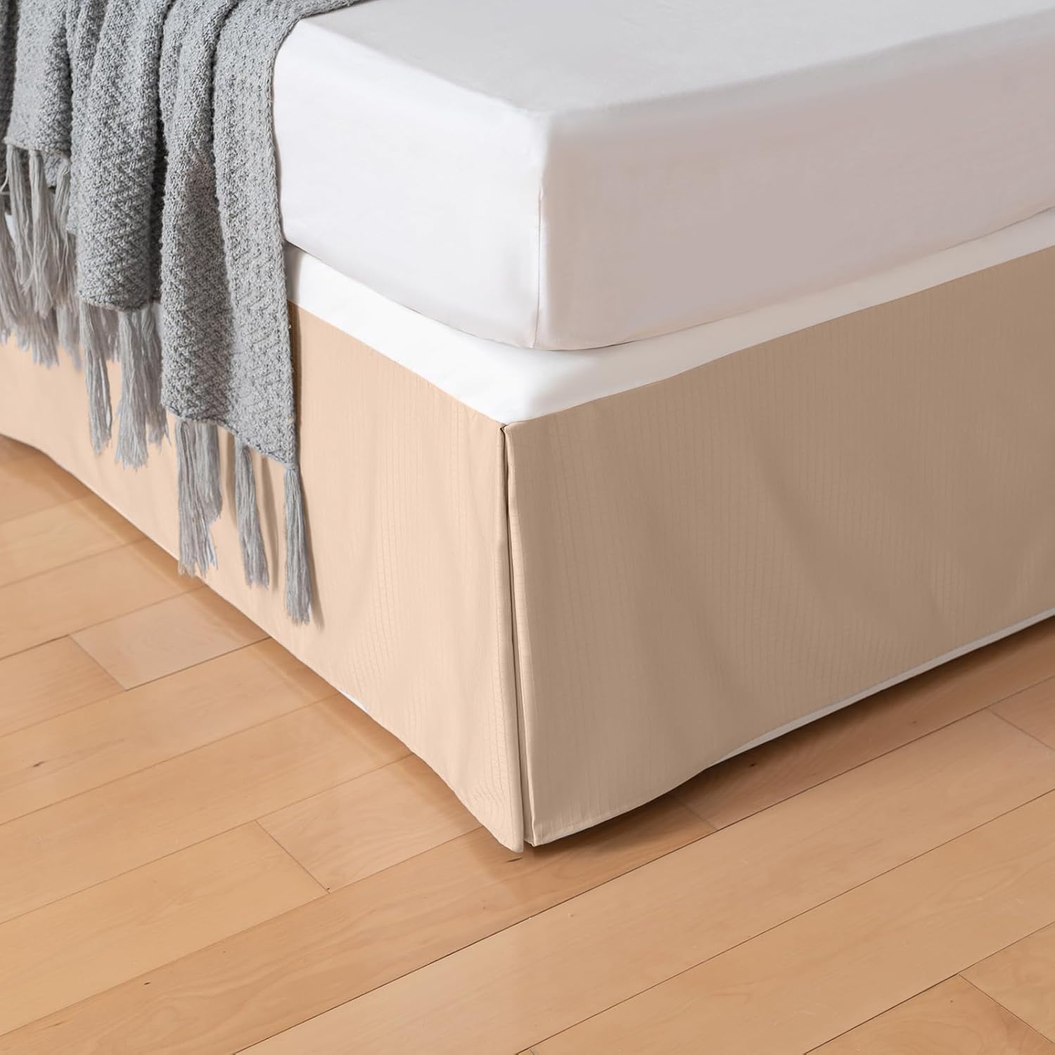 Amazon.com: Queen Bed Skirt, Grid Plaid Soft Quadruple Pleated Ruffle ...