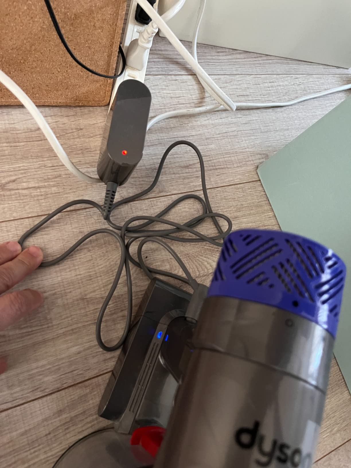 Amazon.co.jp: ZMZGOHO ダイソン充電器 互換品 dyson V6 V7 V8 対応 ACアダプター DC60 DC61 ...