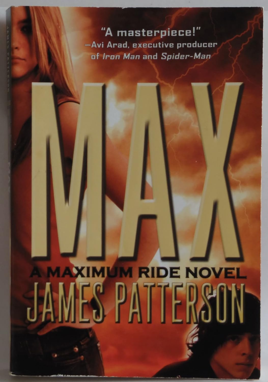 Amazon.com: Max: A Maximum Ride Novel: 9780316002905: Patterson, James ...