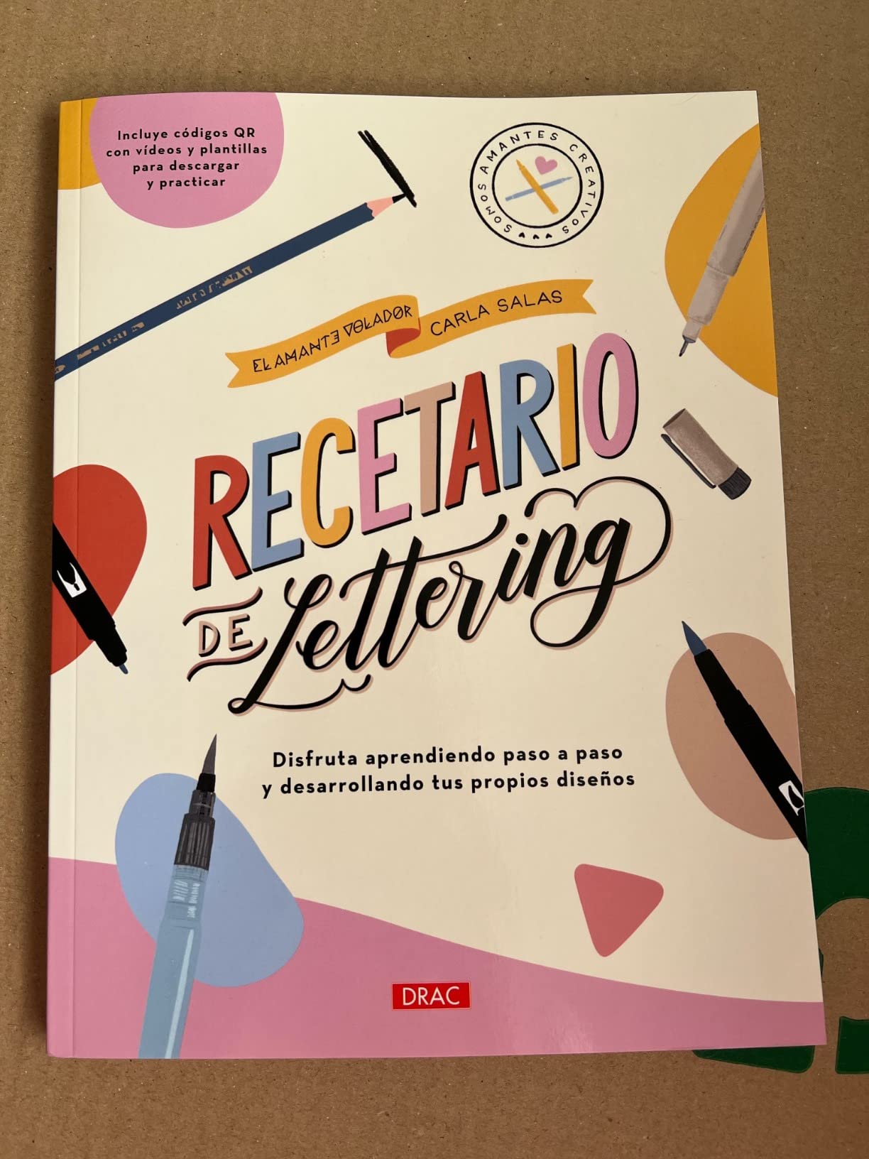 Recetario de lettering: Disfruta aprendiendo paso a paso y ...