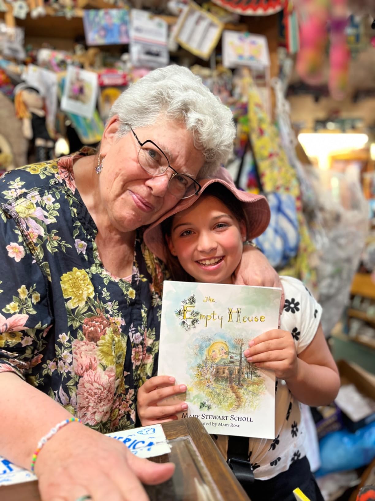 Amazon.com: The Empty House: 9781961302587: Scholl, Mary Stewart, Rose ...