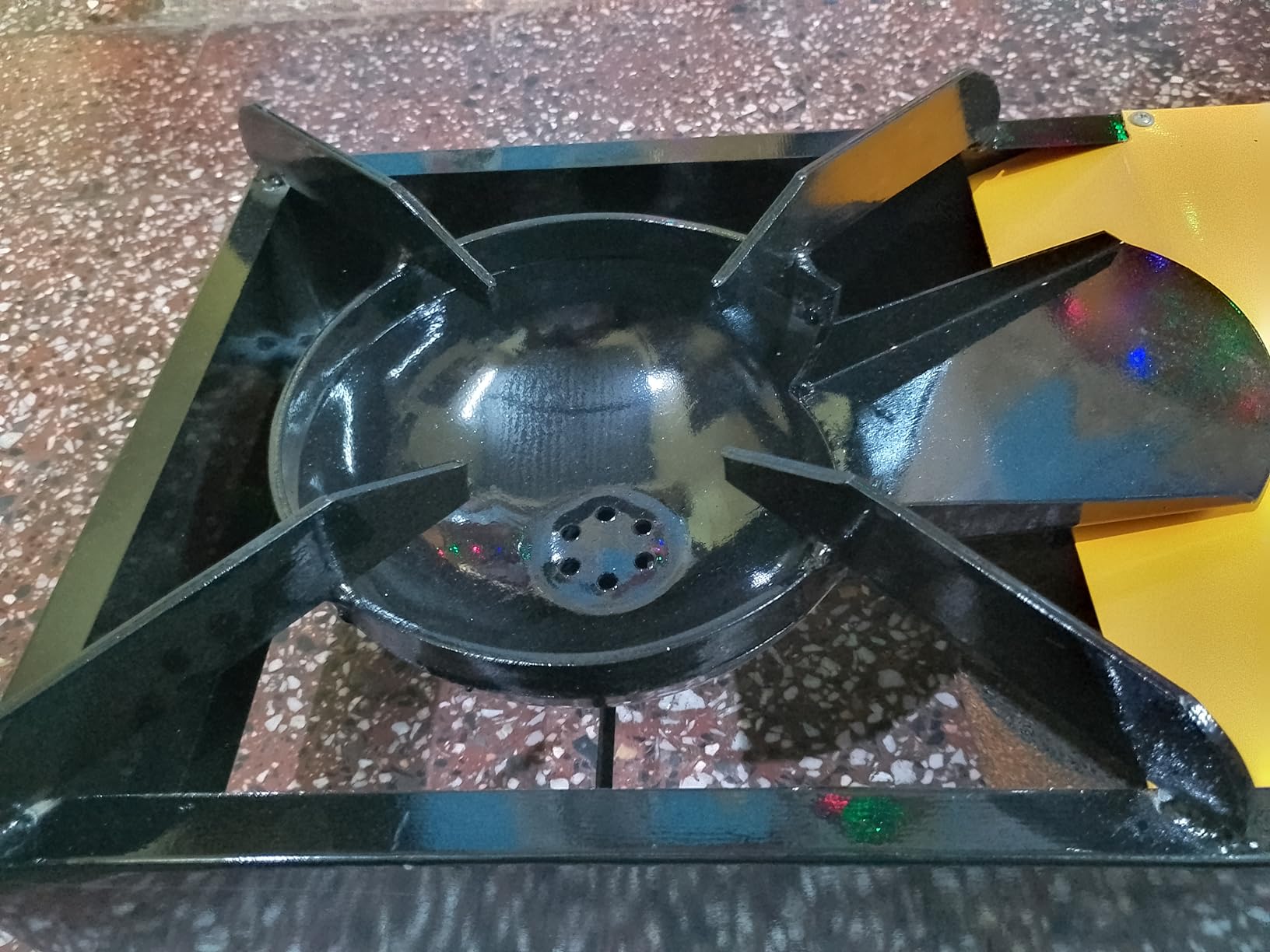 Saheli Shegadi - Regular Wood & Coal Stove | Lakud Kolsa Shegadi ...