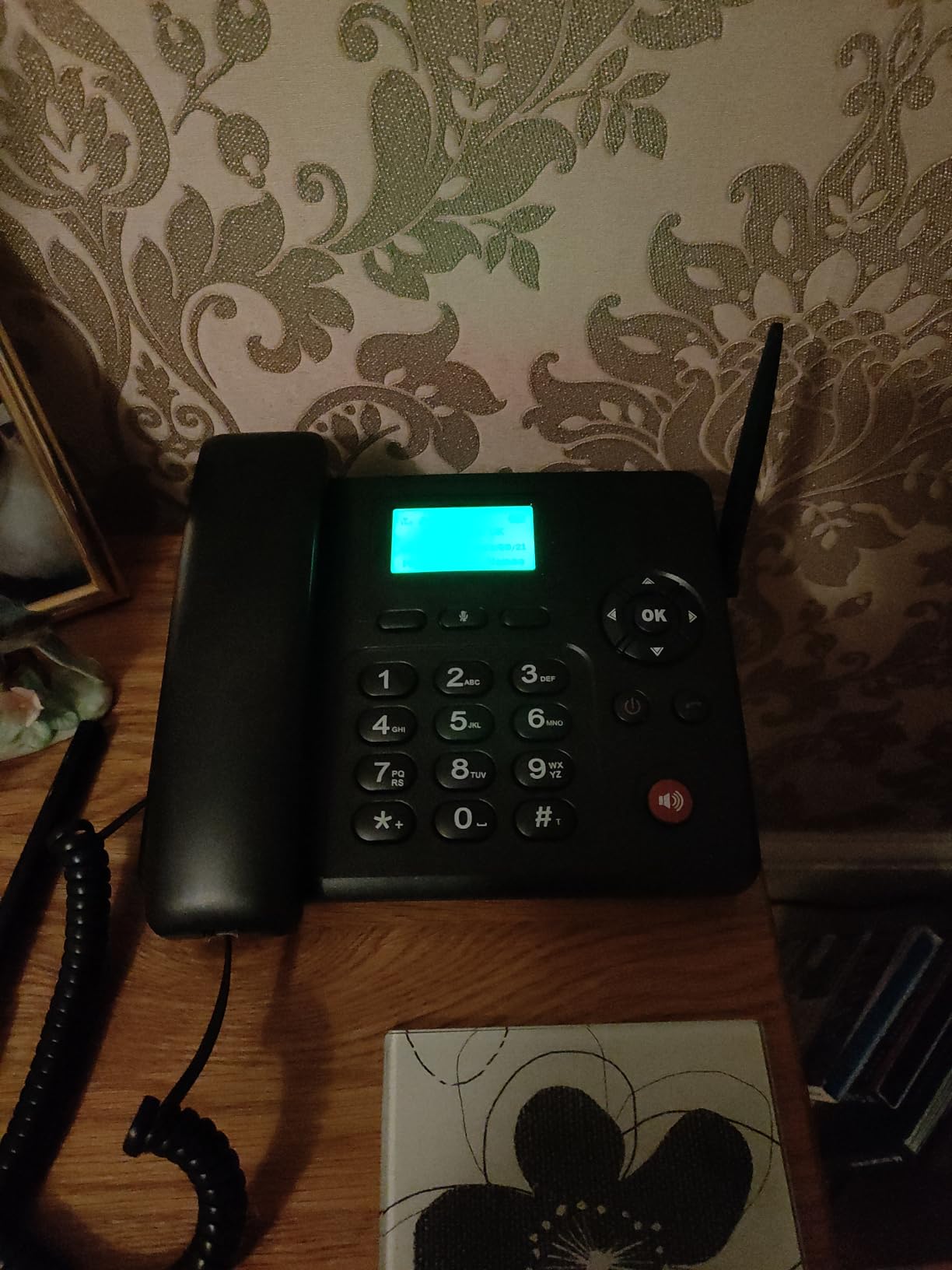 Lychee Fixed Wireless Phone,Wireless Quad Band GSM telephone - Dual SIM ...