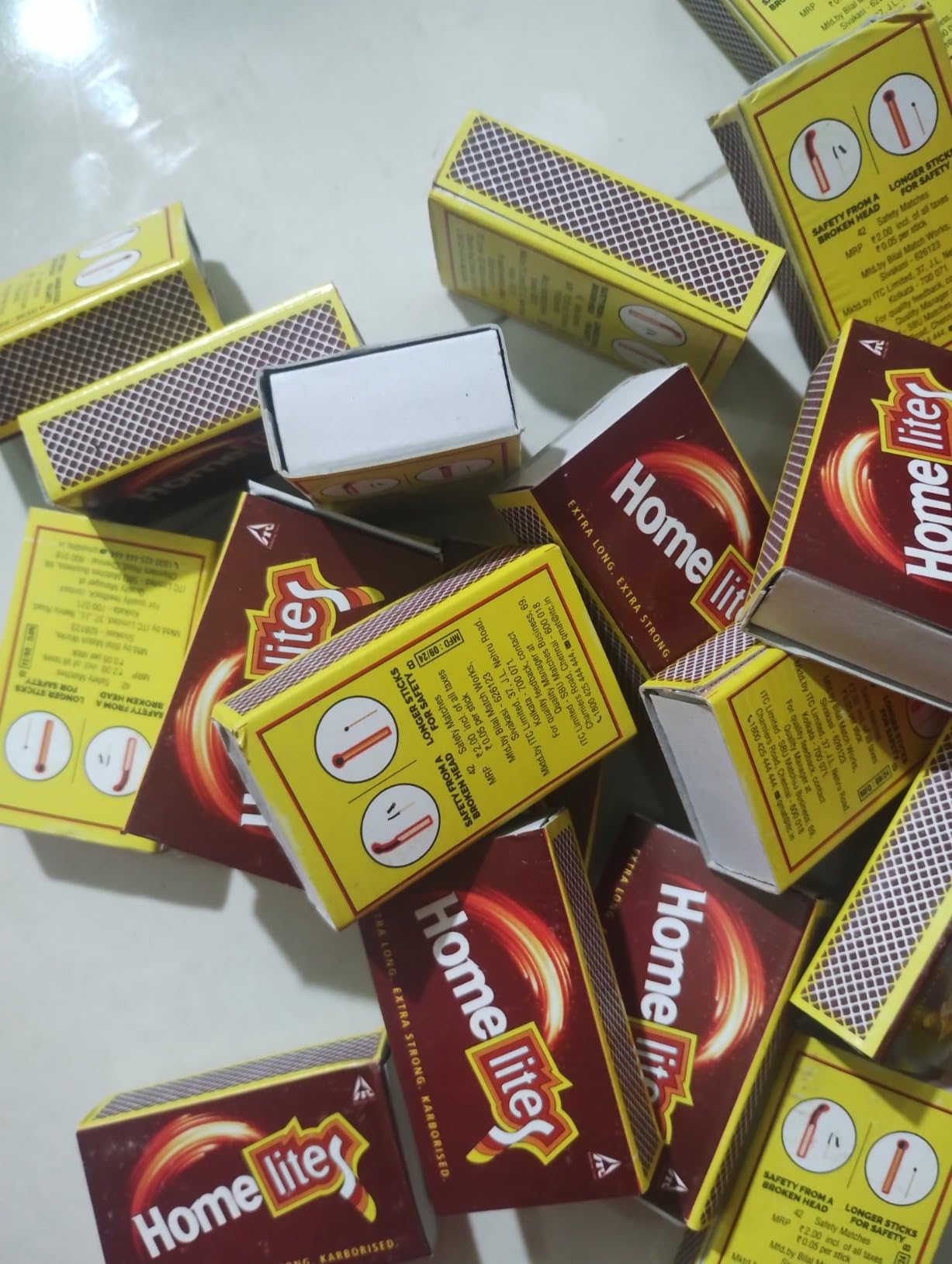 Homelites Karborised Match Box, 245 Sticks : Amazon.in: Health ...