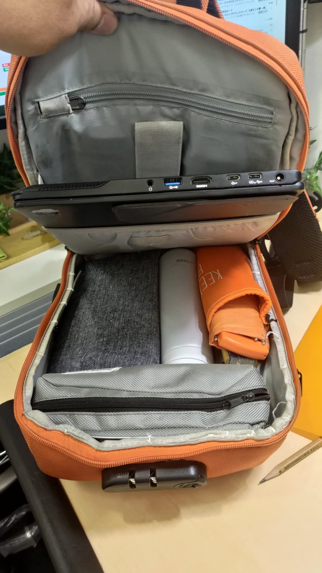 Amazon | [Basicpower] ボディバッグ 斜めがけ ワンショルダーバッグ 肩掛け バッグ カバン メンズ 多機能 盗難防止 防水 iPad pc収納可能 おしゃれ 旅行 通勤 ...