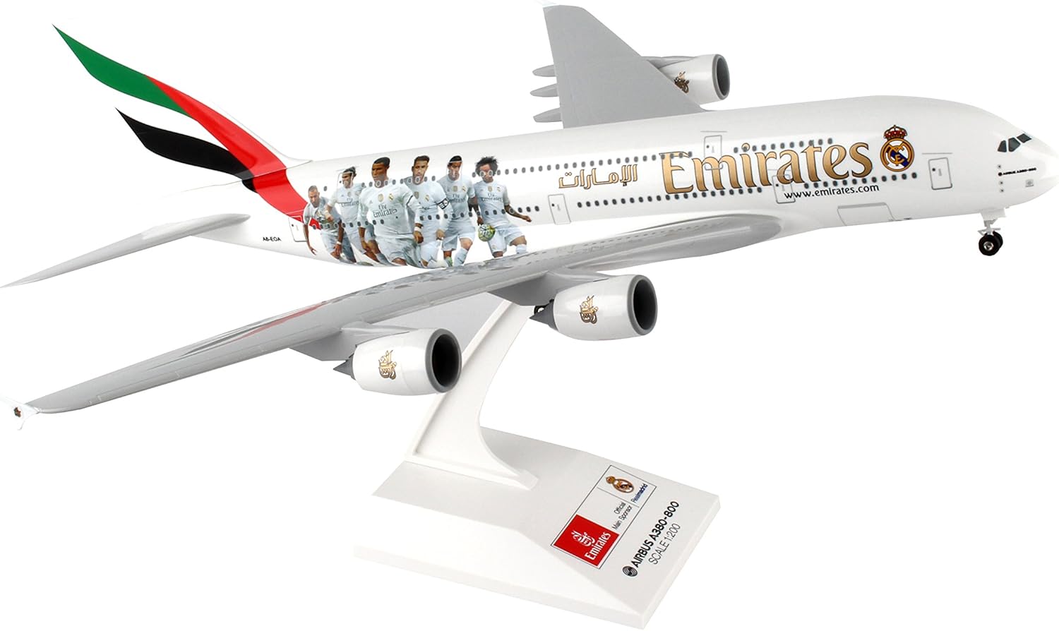 Amazon.com: SKYMARKS EMIRATES A380 1/200 W/GEAR REAL MADRID : Arts ...