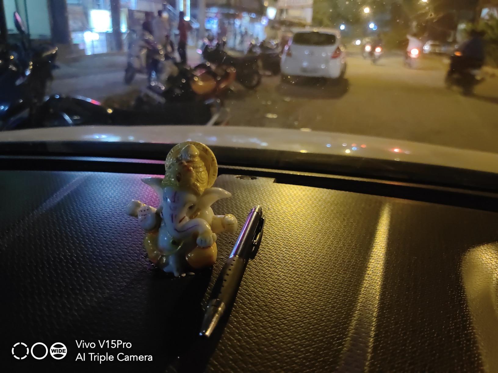 Cello Sapphire Retractable Ball Point Pen (Pack of 6) : Amazon.in ...