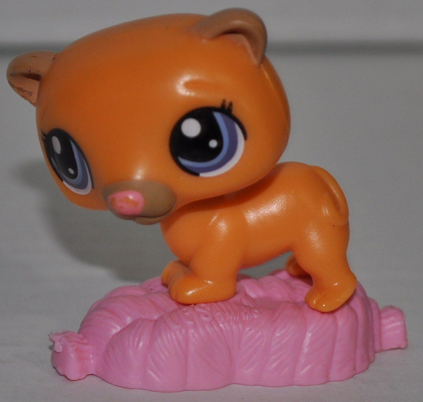 Amazon.com: Ferret McDonald's (Purple Eyes, Pink Nose) Littlest Pet ...