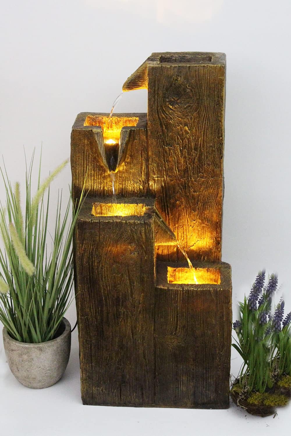 Fontana "Grada" con vasca per piante e illuminazione a LED, fontana con ...