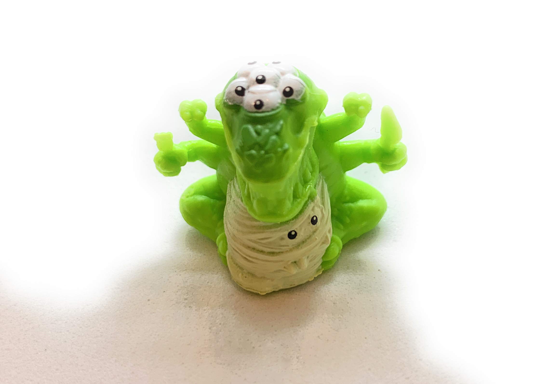 Snapklik.com : Smashers Series 3 Dino #3-100 Spider-Saurus