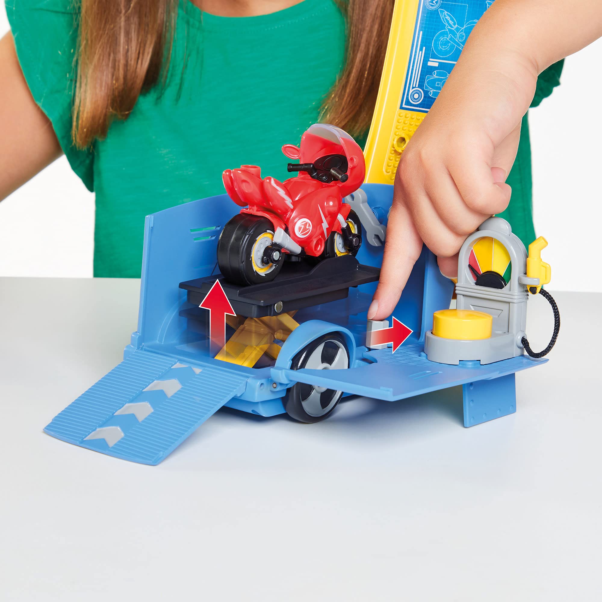 Ricky Zoom Maxwell’s Transforming Trailer PlaysetB08QZX3N5X ...