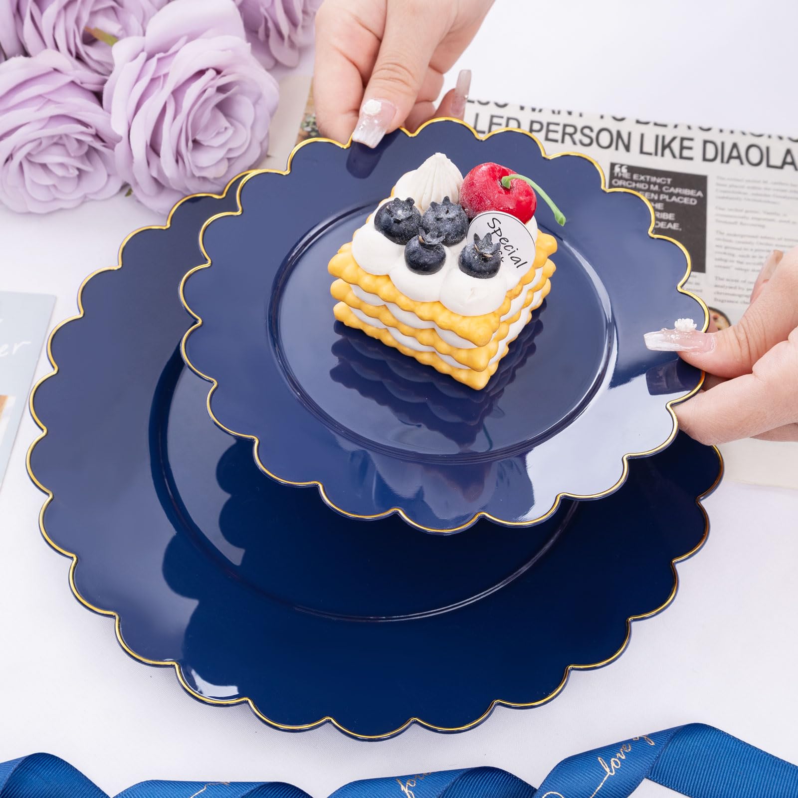 LIYH 60pcs Navy Blue Plastic Plates, Blue and Gold Plates with ...