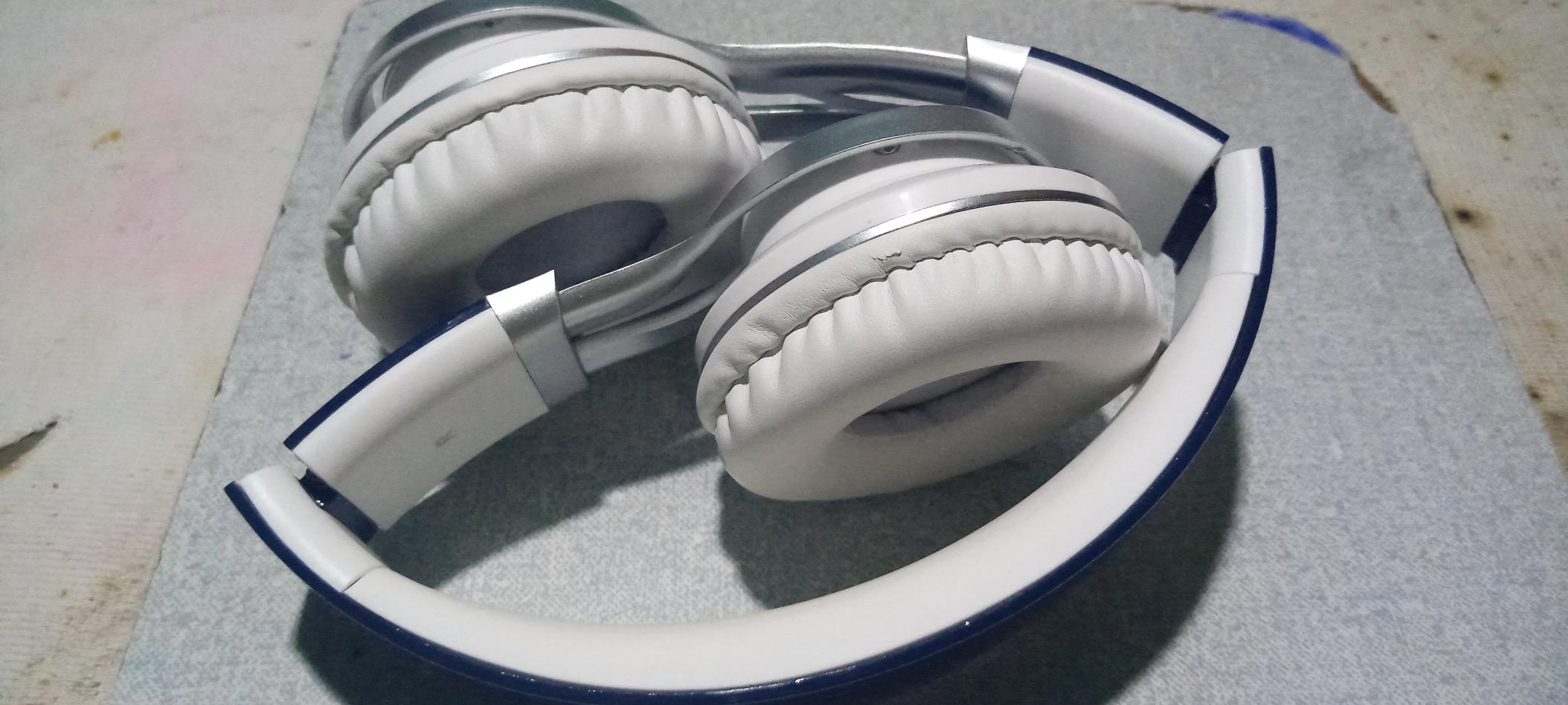 AT&T HPM10 Wired Over-Ear Headphone With Mic (Blue) : Amazon.in ...