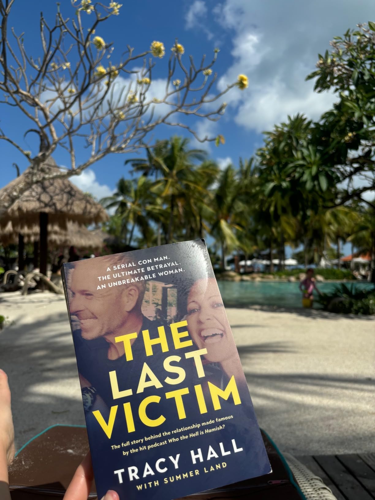 The Last Victim: A serial con man. The ultimate betrayal. An ...