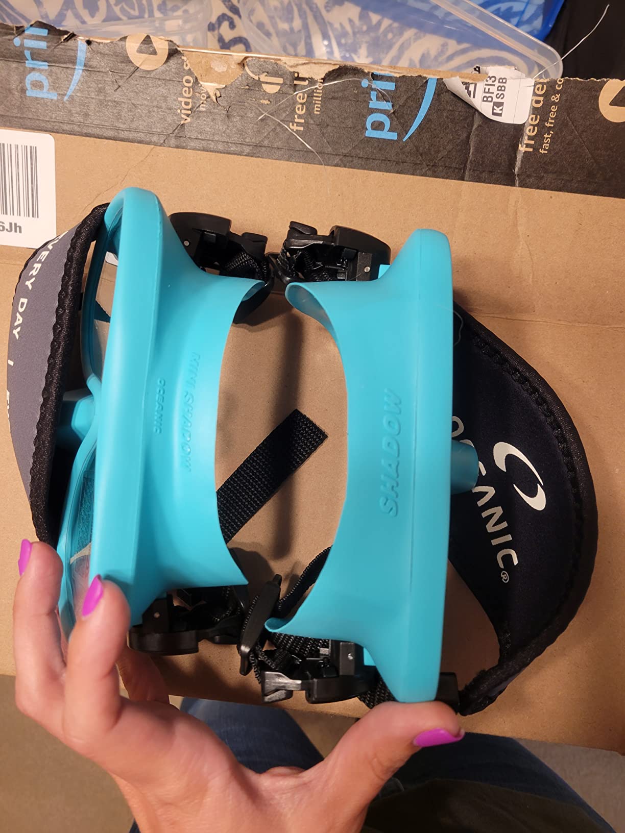 Amazon.com : Oceanic Shadow Mask Special Edition Colors Scuba Diving ...