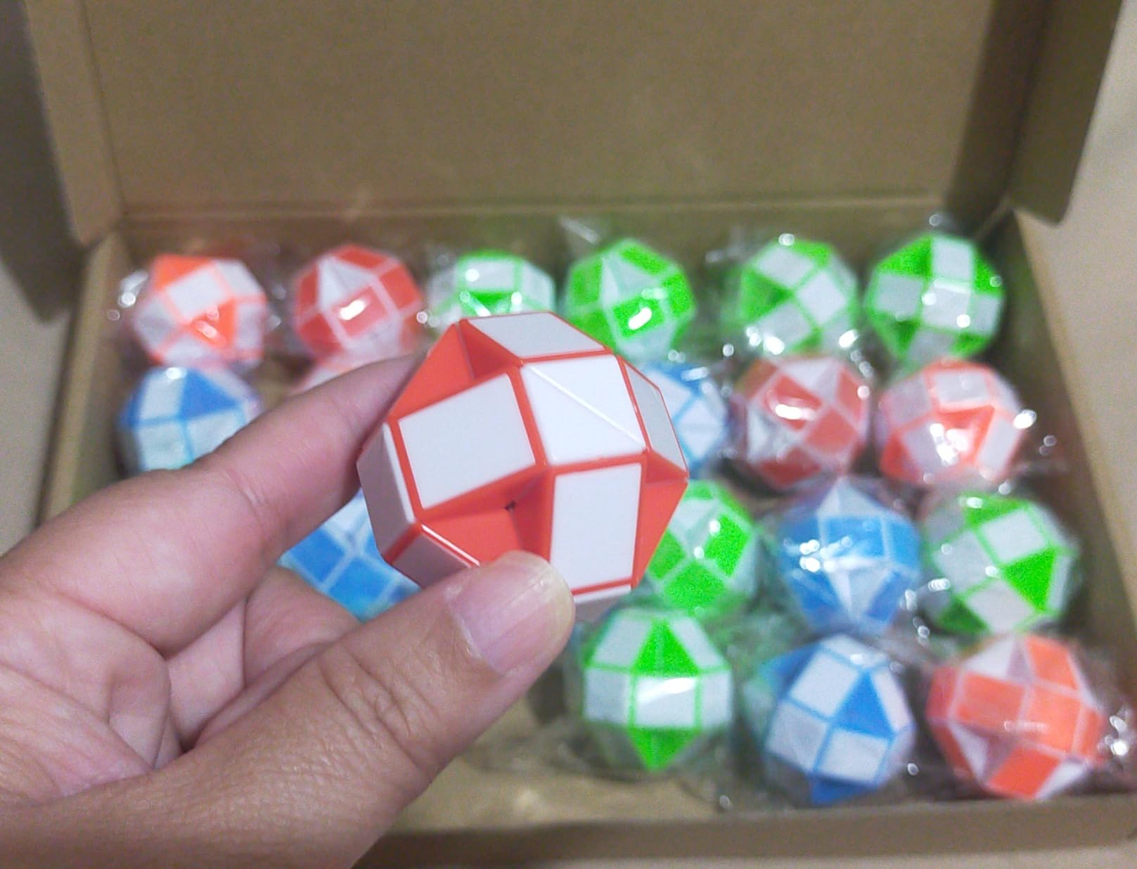 wohot Viccess 24 Pack Magic Snake Cube Mini Snake Speed Cube Toy 24 ...