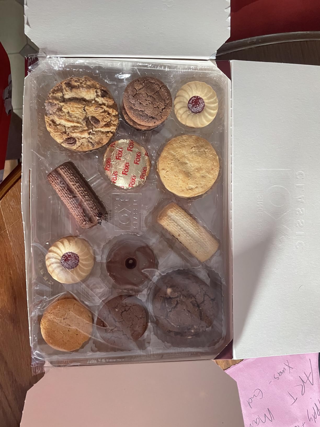 Foxs Biscuits Chocolates Biscuit Selection Box - 550g Biscuits Gifts ...