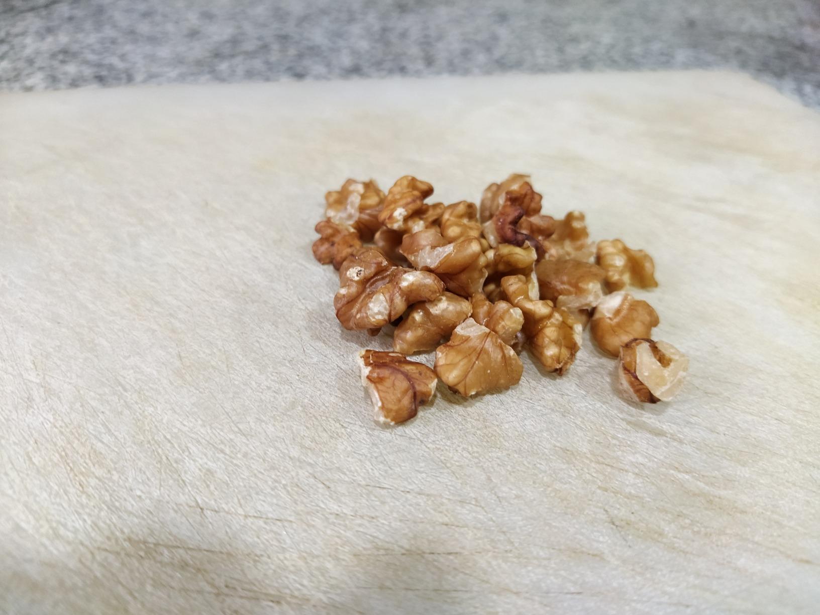 Berries And Nuts Premium Jumbo Snow White Walnut Kernel Without Shell ...