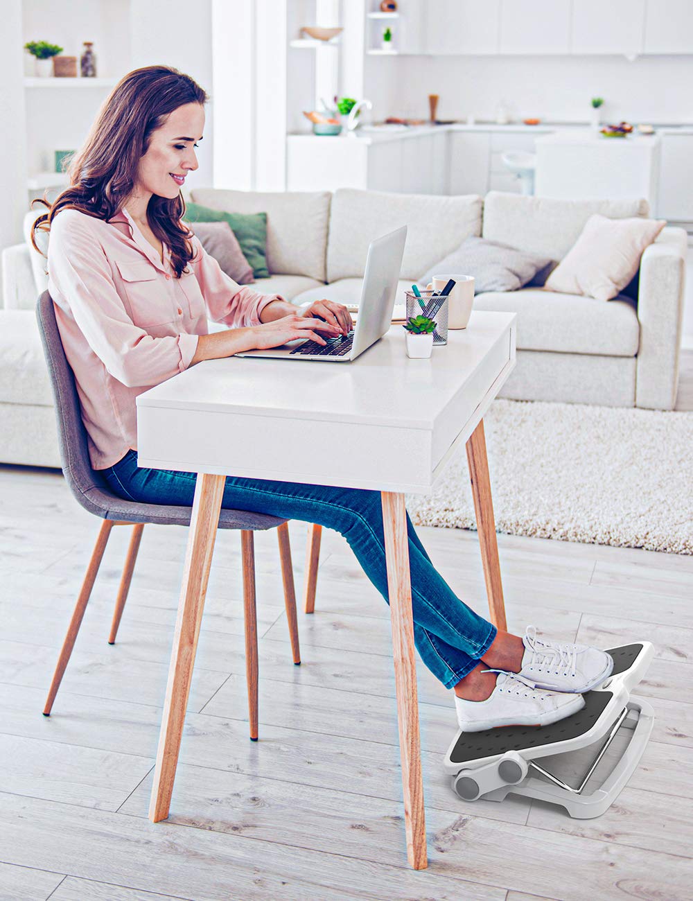AboveTEK Ergonomic Footrest with 2 Adjustable Height Positions, 30 ...