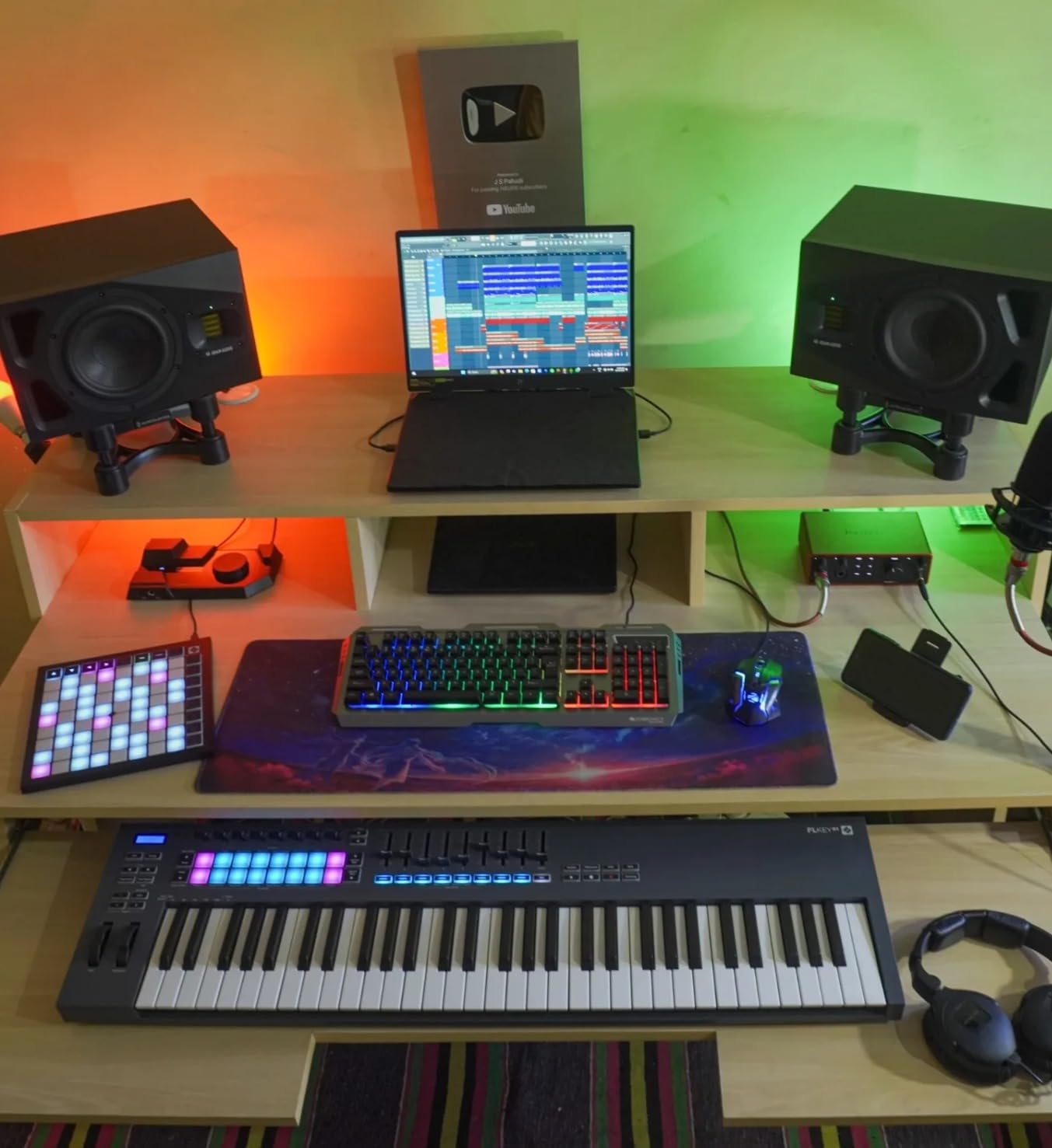 Timber Acoustics® StudioPad, Music Studio Table, Music Producers (5' x ...