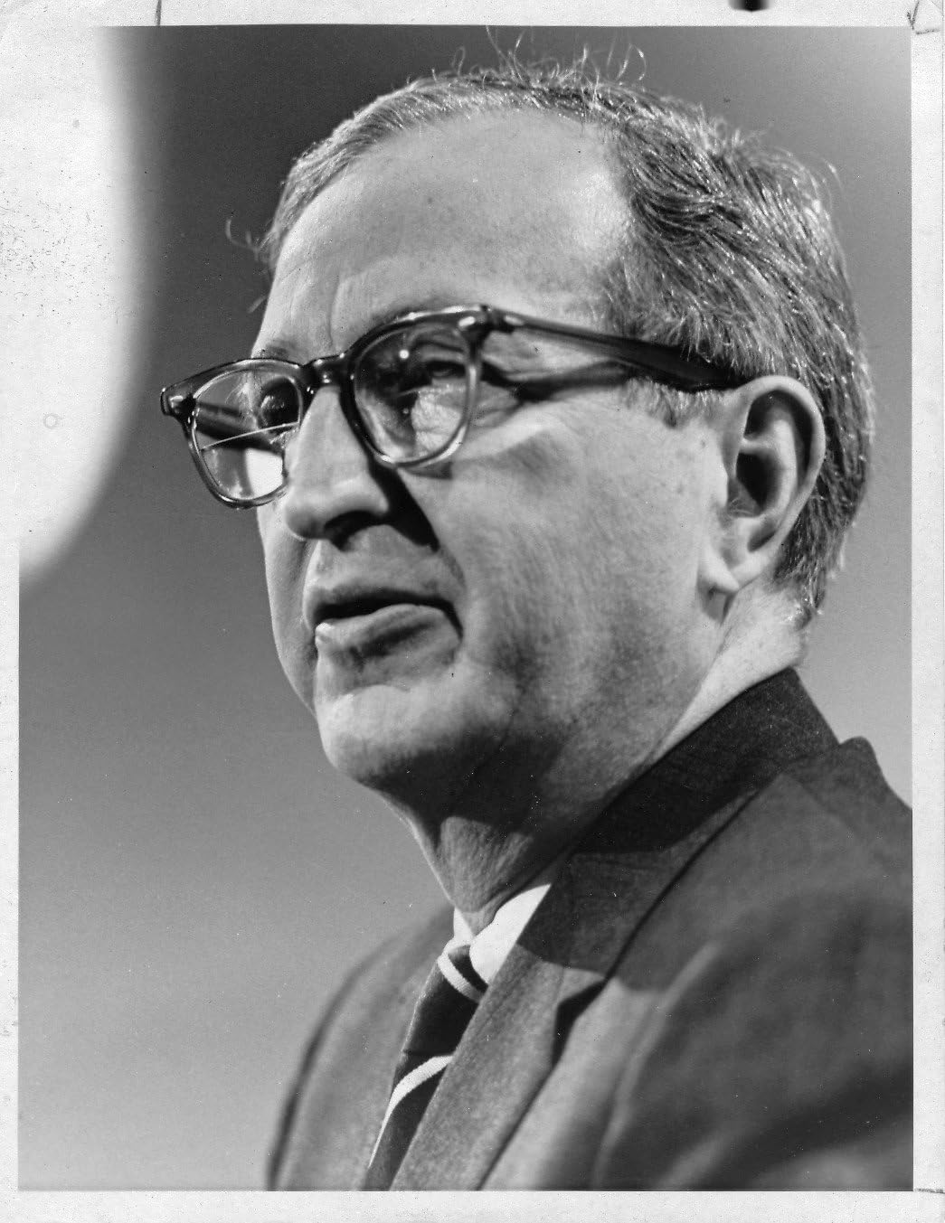 Lawrence E Spivak Original 7x9 Photo K3975 at Amazon's Entertainment ...