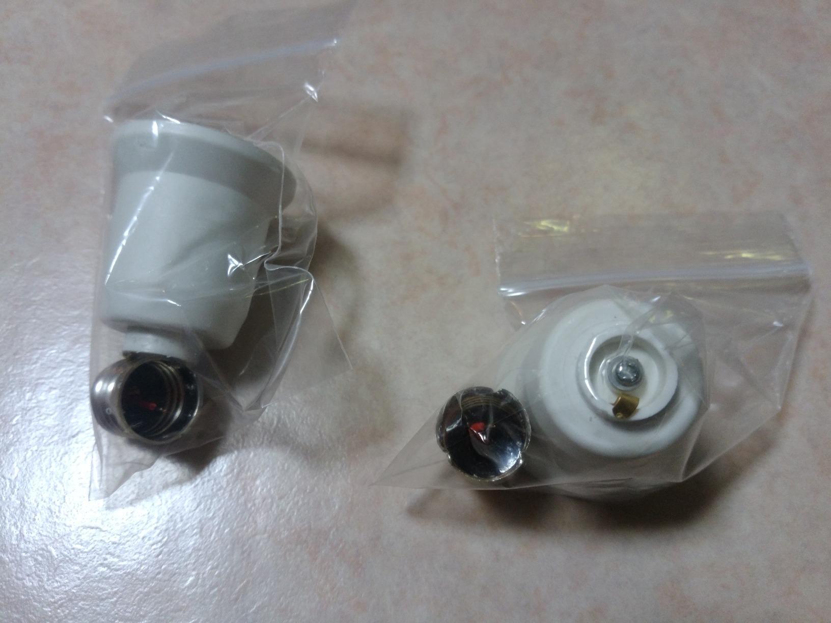 Amazon | 口金変換 アダプタ E17 を E26 へ （＋30mm） 【全数を日本で検品】 不良率 0.01％ 白色 正規流通品 | ZeroNoise | 口金変換アダプタ 通販