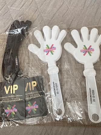 Amazon.co.jp: KROSS Vol1 Clapper VIP Pass 2 Each Goods Set : Toys & Games