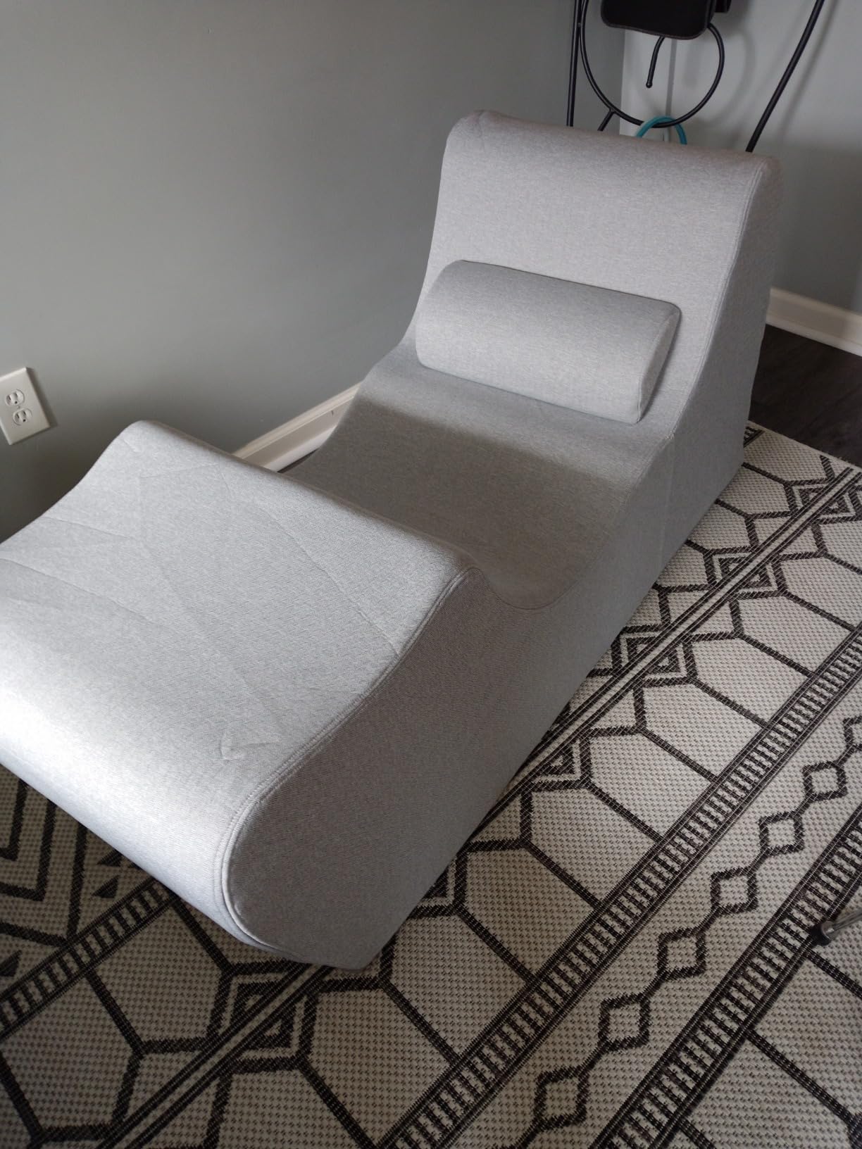 $32/mo - Finance ZINUS Lotus Zero Gravity Chaise Lounger, Foam Recliner ...